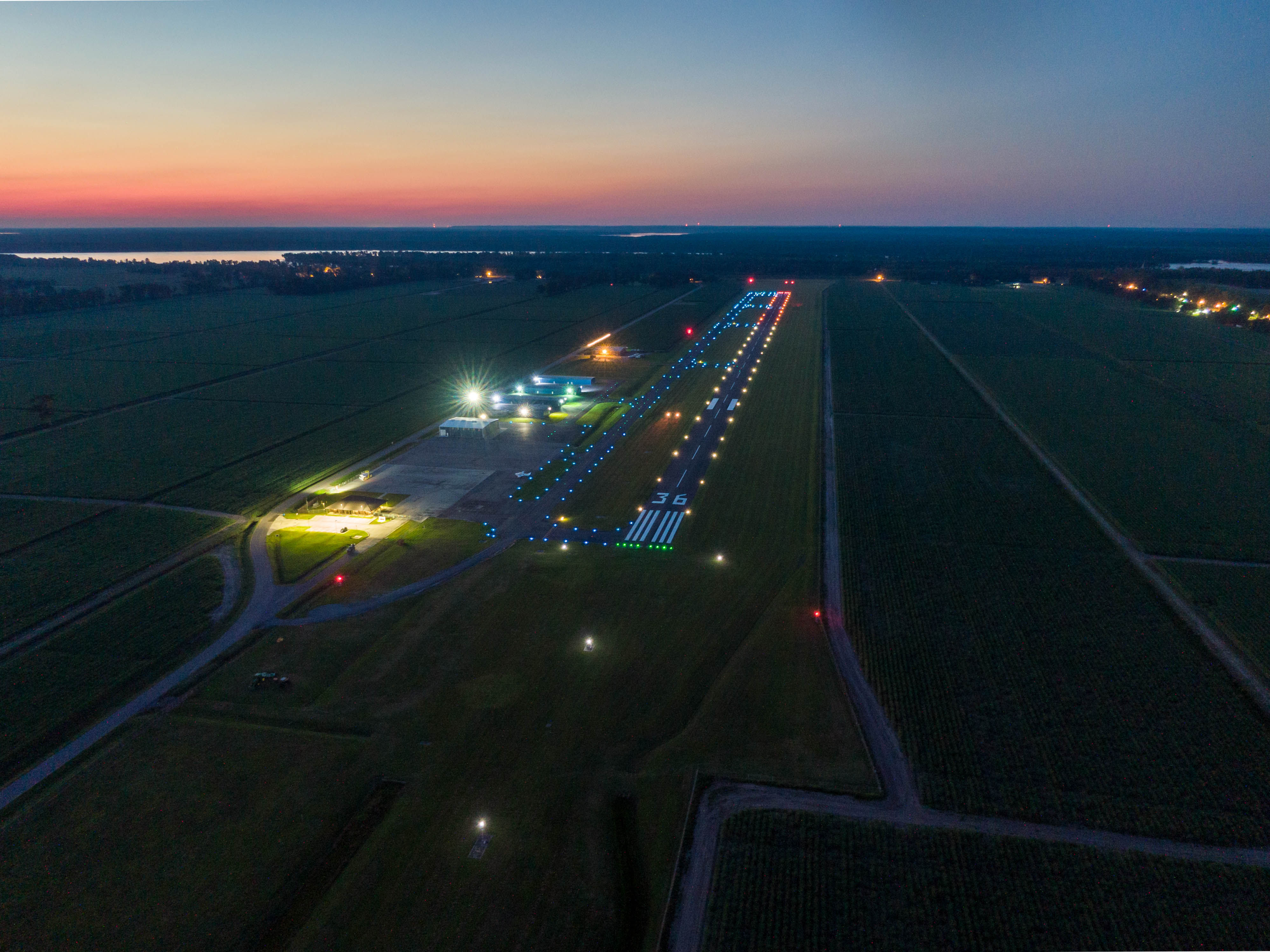 KHZR Runway 14 at Night | SkyVector